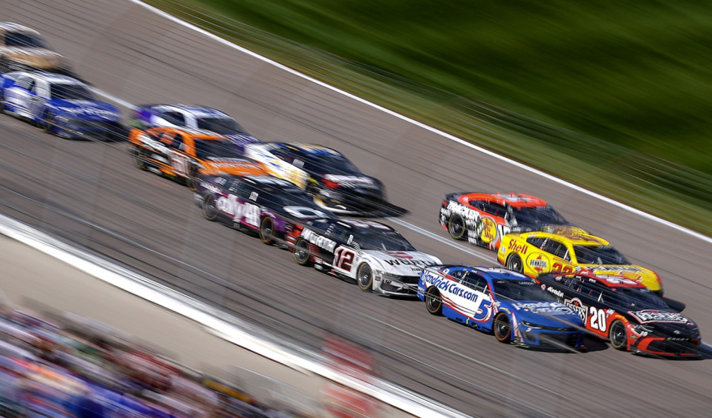 NASCAR Chevy Dominates at Kansas, Eyes Indy Double Next - Maritime ...